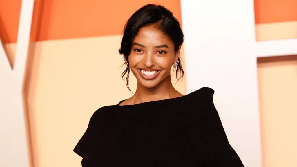 Natalia Bryant Honors Dad Kobe with Graceful Tribute in Flowing Black Dress - TMSPN