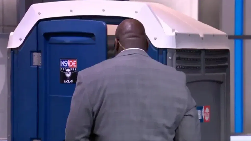 Charles Barkley Hilariously Reacts to Shaq’s Porta Potty Surprise on ...