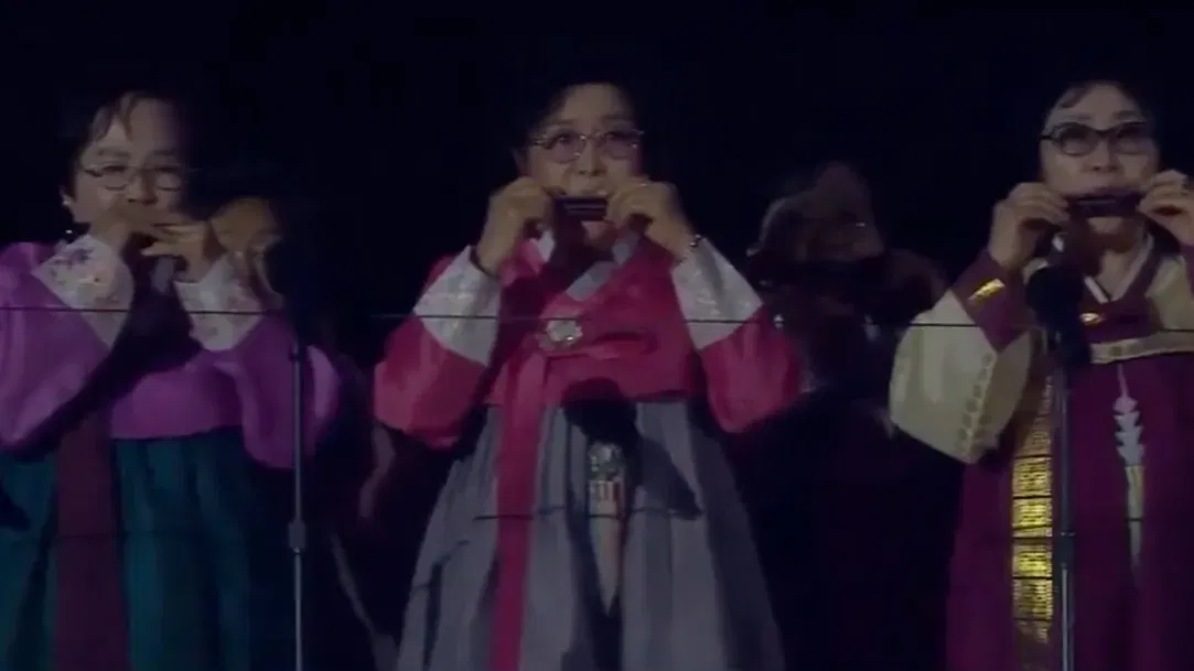 Viral Harmonica Anthem by Senior Citizens Steals the Show at NHL ...