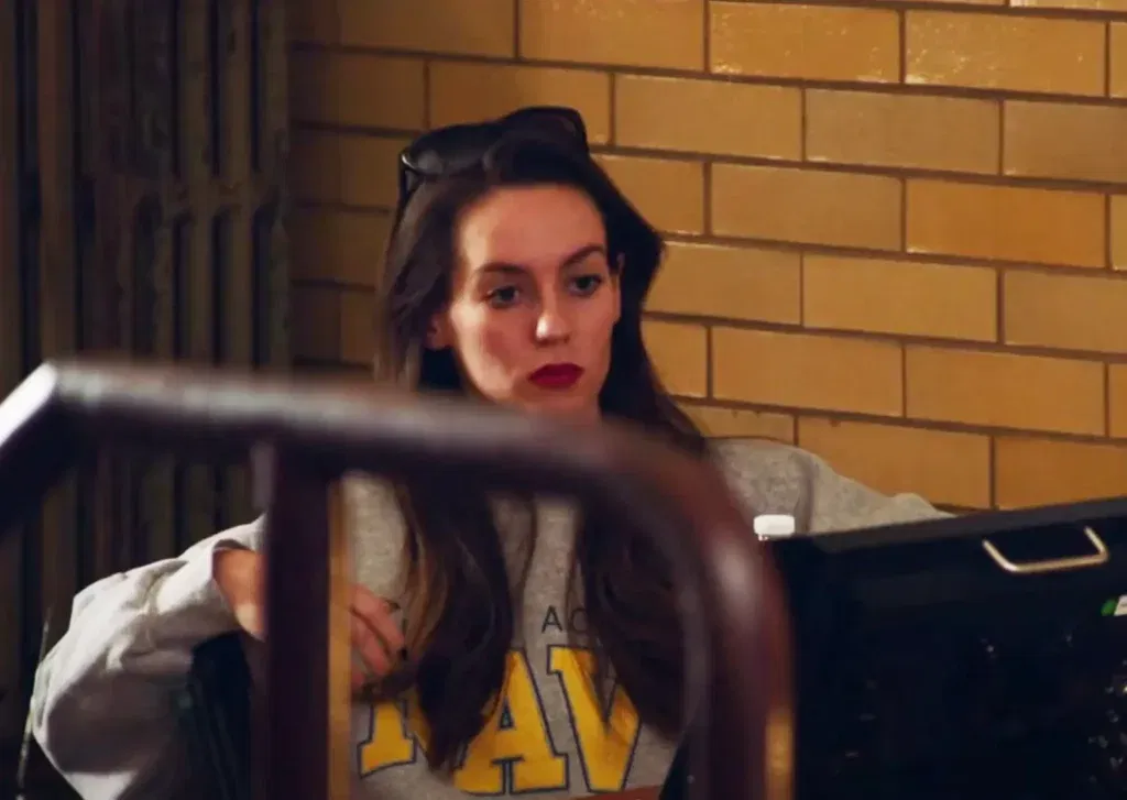 Jordon Hudson Drops Taylor Swift Reference While Addressing Bill Belichick Split - TMSPN