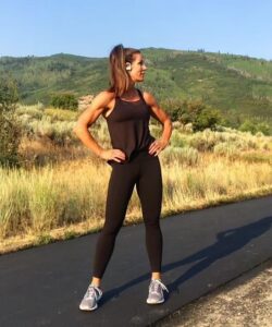 Giants QB Jaxson Dart’s Mom Steals the Spotlight at NFL Draft, Sends ...