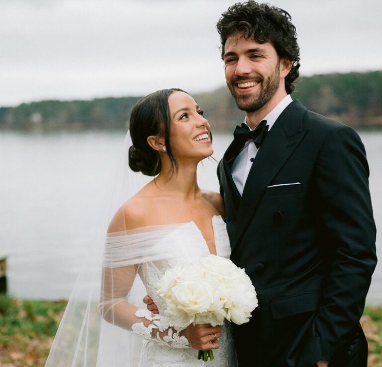 Cubs Star Dansby Swanson and USWNT's Mallory Swanson Announce They're ...