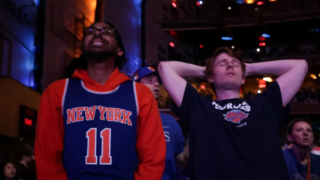 Knicks Fans Chant ‘Knicks in Four’ Outside MSG—Then Watch Their Team Collapse in Epic Game 1 ...