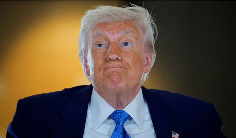 Donald Trump Throws Shade at New York Jets During Tim Tebow’s White ...