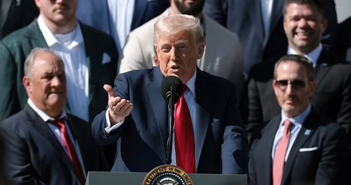 Donald Trump Stuns Fans With NFL Flyover in First Game Appearance of ...