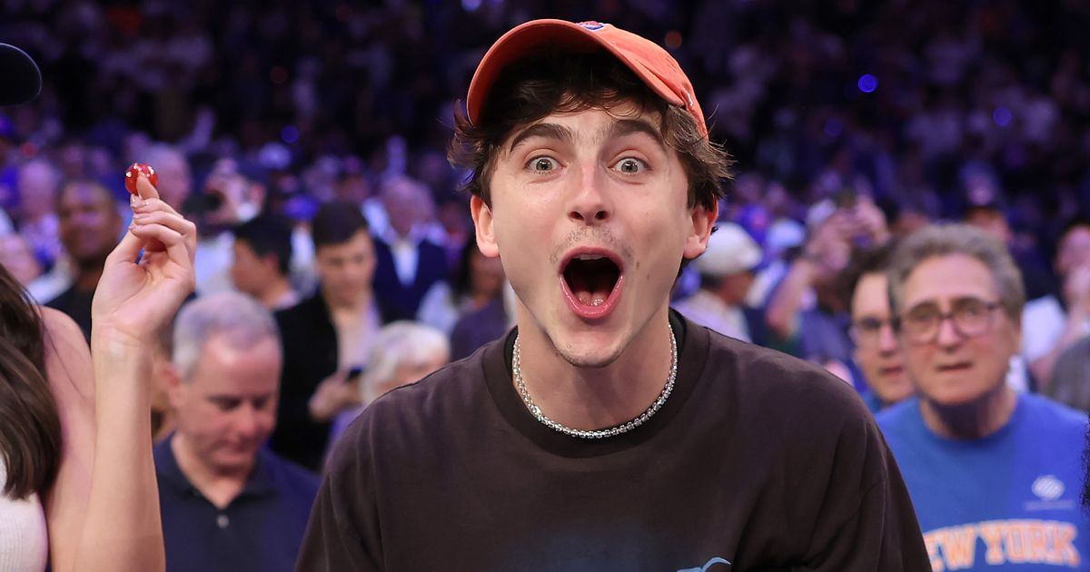 Timothée Chalamet Joins Knicks Fans in NYC Street Celebration After ...