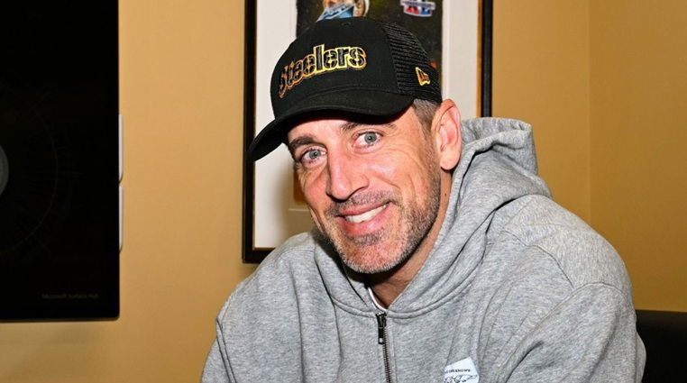 Aaron Rodgers Stuns Fans with Surprise Marriage Reveal During First ...