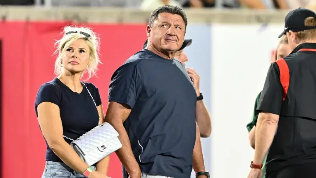 Ed Orgeron Spotted Shirtless at LSU Wedding After $8 Million Court Defeat to Ex-Wife - TMSPN