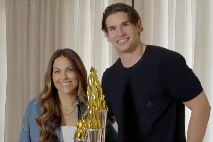 Emotional Sean Monahan Brought to Tears as Johnny Gaudreau’s Wife ...