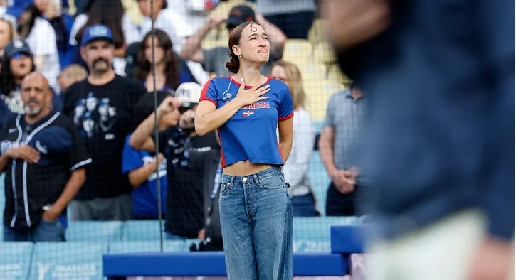 Singer Nezza Receiving Death Threats After Spanish National Anthem ...