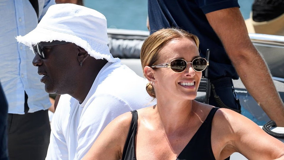 Michael Jordan and Wife Yvette Prieto Spotted Boarding $115 Million ...