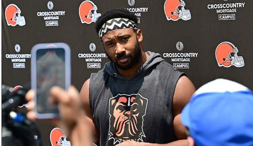 Myles Garrett Sends Chilling Message to Aaron Rodgers After Steelers Move - TMSPN