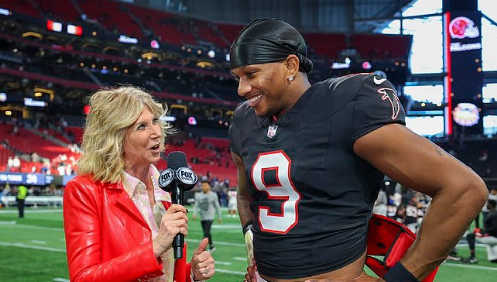 Fox Announces New Sideline Reporter Following Sudden NFL Exit - TMSPN