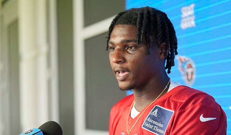 NFL Rookie QB’s Father Explodes in Frustration as Teammates’ Blunders ...