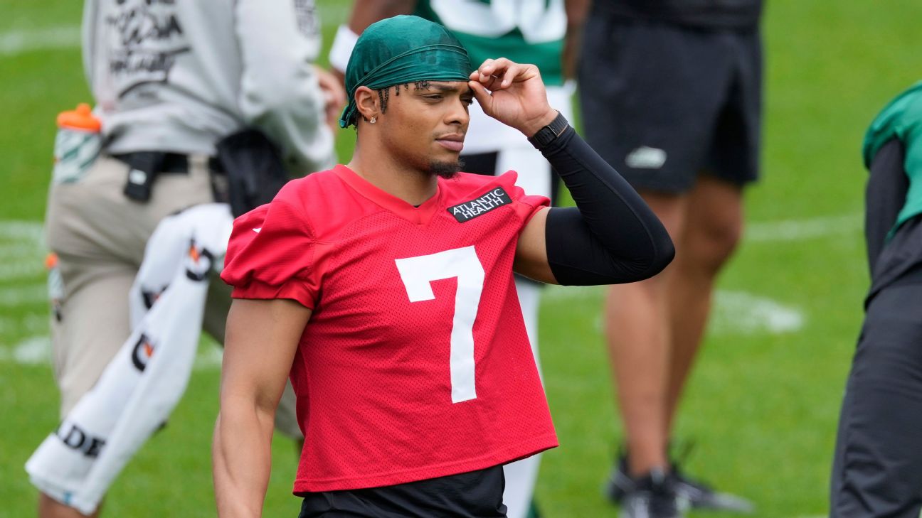 Major Update Emerges on Justin Fields' Toe Injury Status - TMSPN