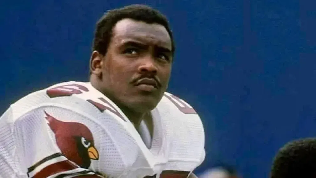Former Cardinals Pro Bowl Offensive Lineman Luis Sharpe Dies at 65 - TMSPN