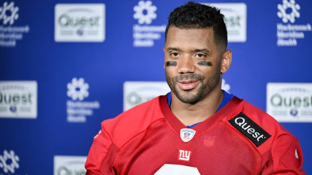 Phil Simms Reveals Blunt Truth Behind Giants’ Decision to Bench Russell ...