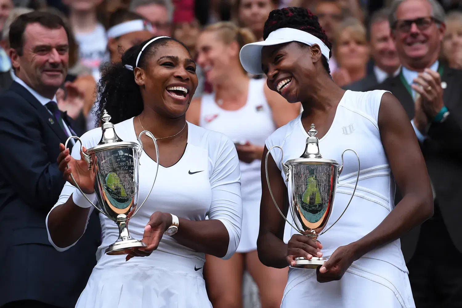 Venus Williams Hopes Serena Will Unretire from Tennis: ‘I Miss Her Out There’ - TMSPN