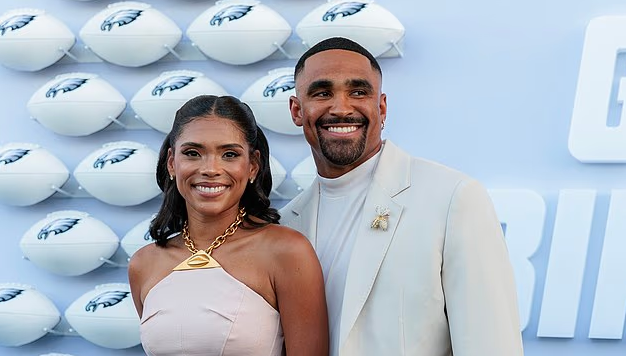Philadelphia Eagles Celebrate Super Bowl Triumph with Glamorous Ring ...