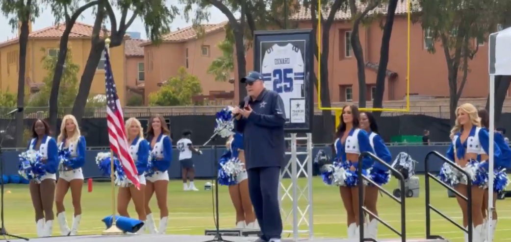 Angry Dallas Cowboys Fans Heckle Jerry Jones - TMSPN