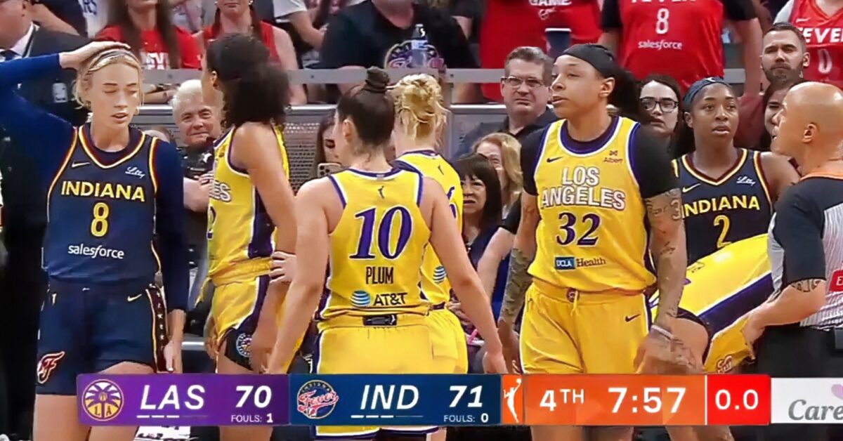 Kelsey Plum Shows Up Lexie Hull with Disrespectful Gesture During Fever ...