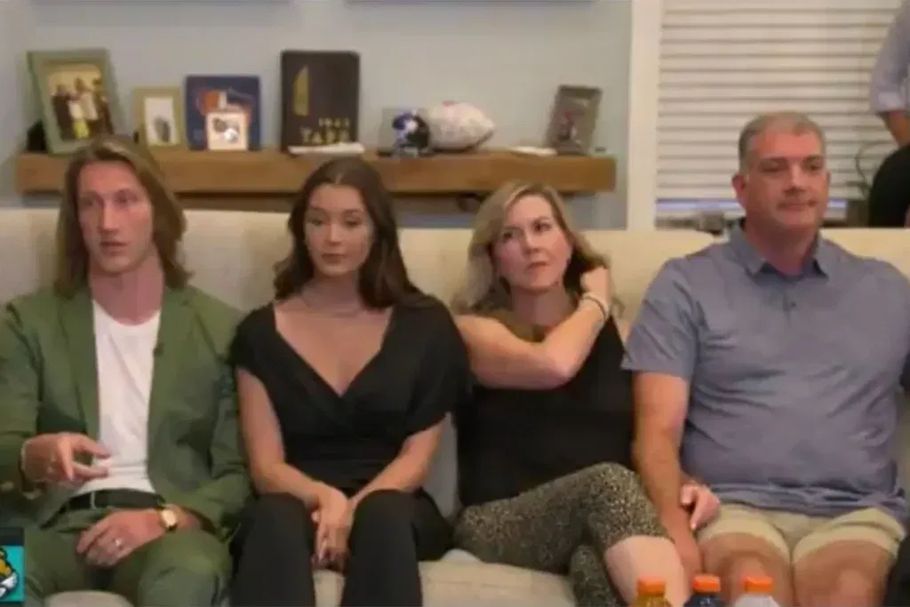 Quarterback Reflects on Father’s Viral NFL Draft Photo: ‘That Picture ...