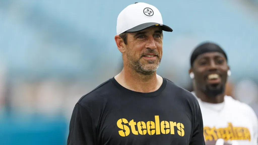 Aaron Rodgers Jokes About Feeling “Lost” Like Joe Biden While Adjusting to New Steelers ...