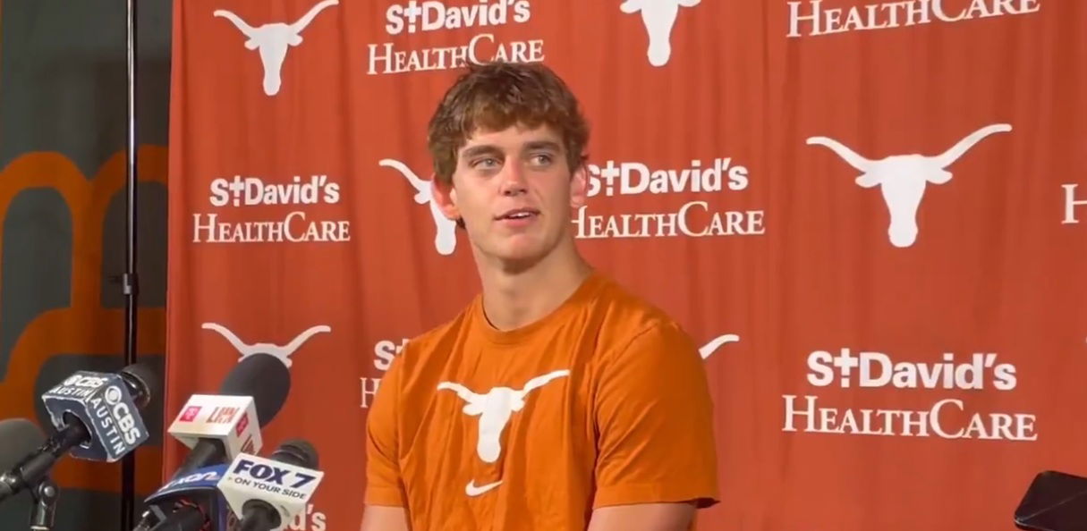 Arch Manning Responds After Grandfather Archie Weighs In on His Future ...