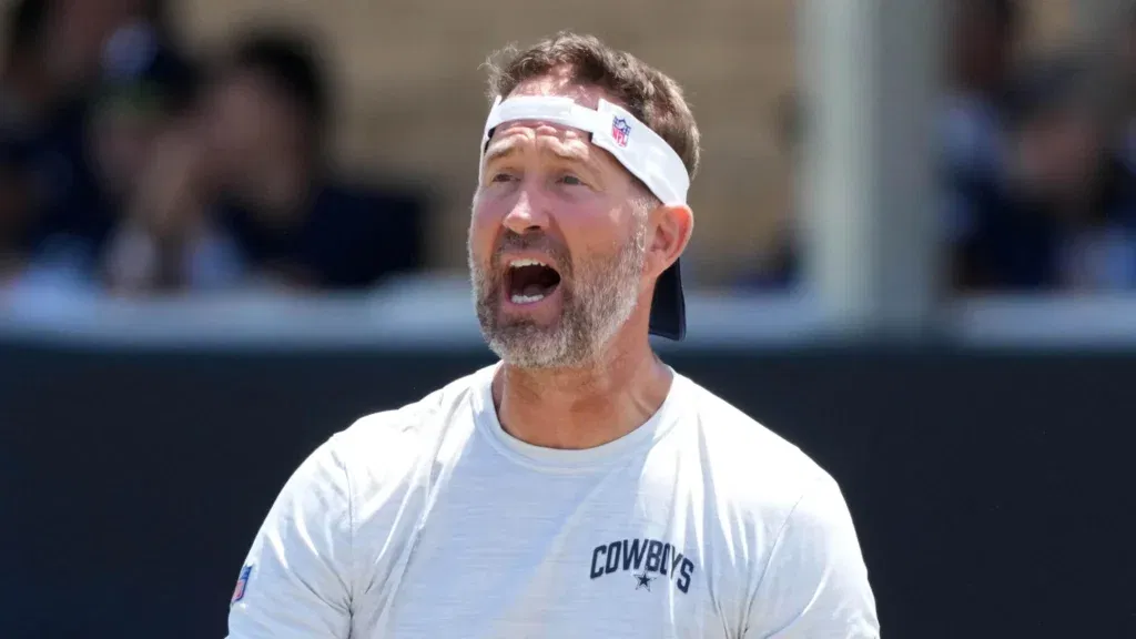 Cowboys’ Brian Schottenheimer Mocked Online Over Backwards Visor Look ...