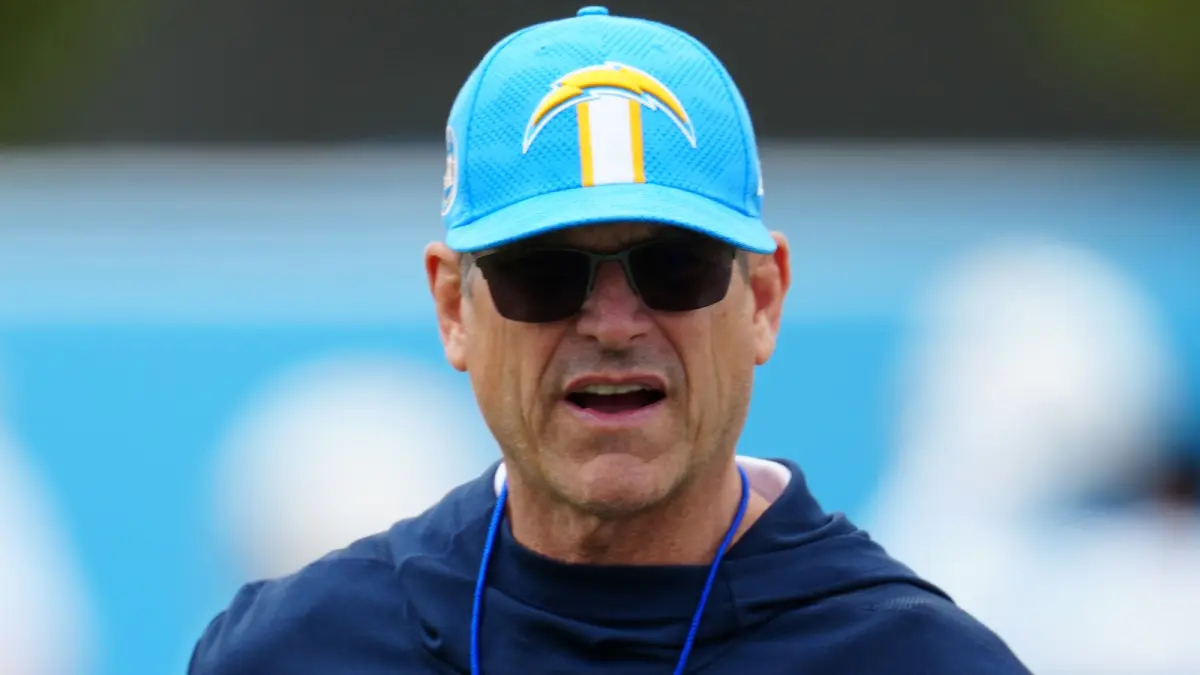 Chargers Take Chance On Offensive Lineman For Playoff Push After Turbulent Year Marked By Legal ...