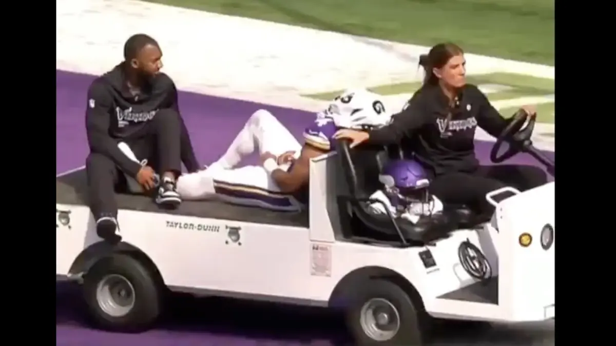 Vikings WR Rondale Moore Suffers ‘Heartbreaking’ Injury, Leaves Field ...