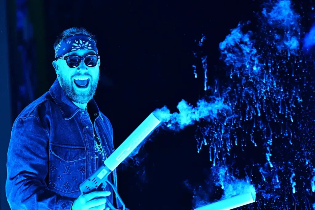 Jenna Bush Hager Tells Travis Kelce He’ll “Always” Be a Party Boy ...