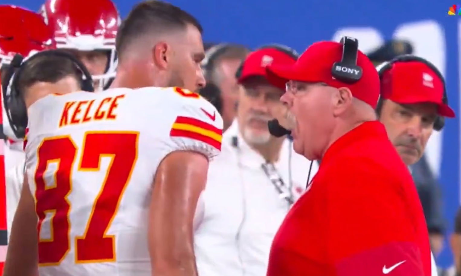 Travis Kelce Breaks Silence on Heated Sideline Argument with Chiefs Coach Andy Reid - TMSPN