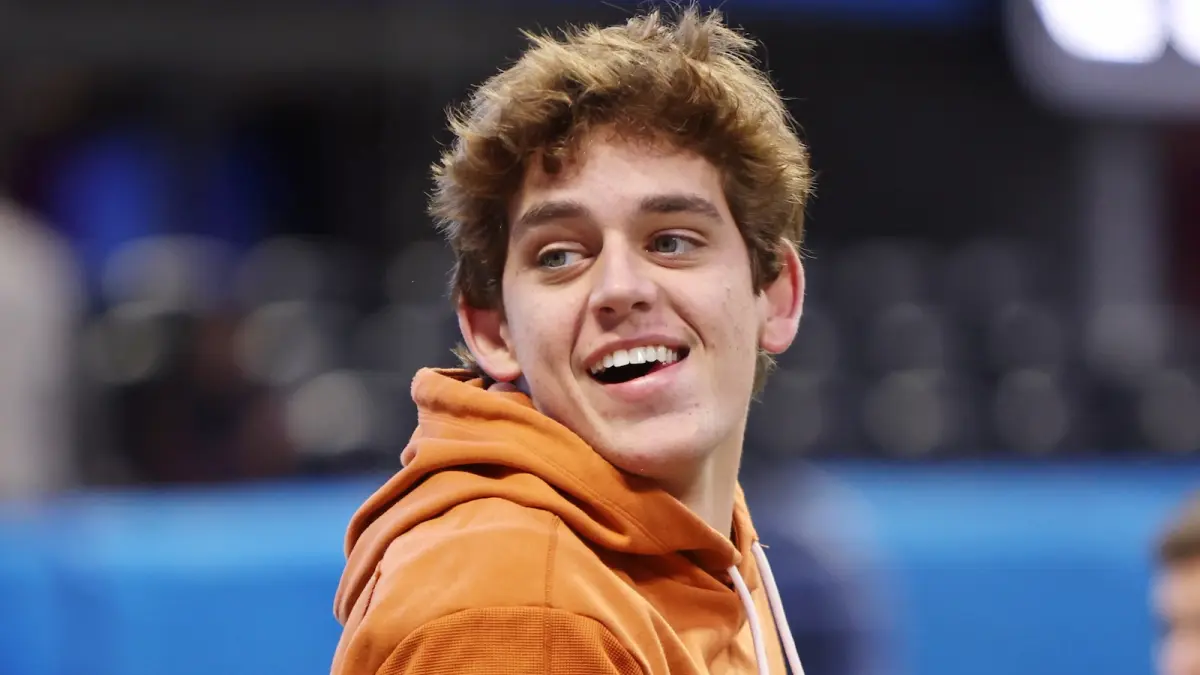 Arch Manning Etches His Name in Texas History During Longhorns’ Win ...