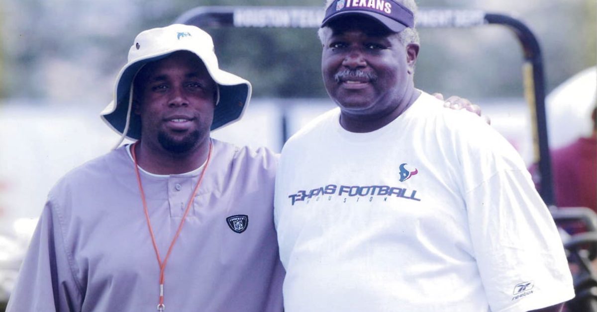 Veteran NFL Executive, Father of Dolphins GM Chris Grier, Passes Away ...