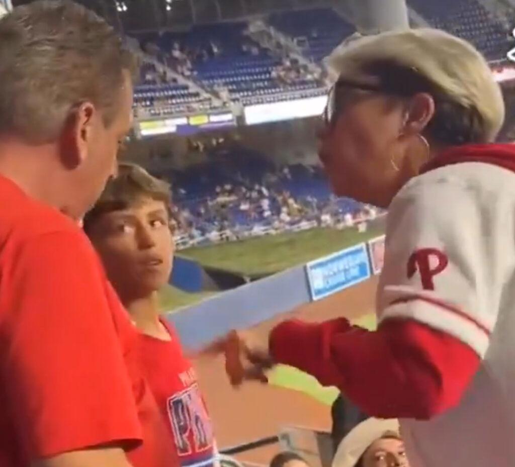 “Phillies Karen” Halloween Costume Goes Viral as Fans Mock Baseball’s ...