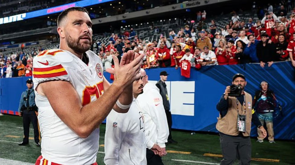 Travis Kelce Breaks Silence on Heated Sideline Argument with Chiefs Coach Andy Reid - TMSPN