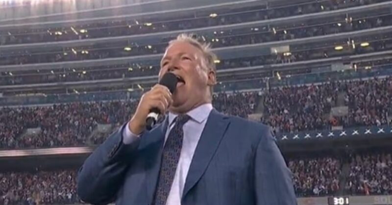 Fans Stunned by Powerful National Anthem Performance Before Vikings ...