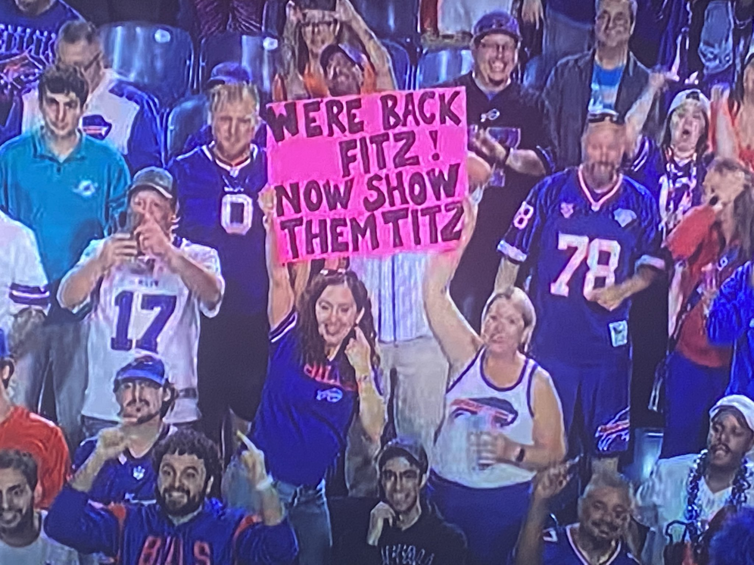 Ryan Fitzpatrick Hilariously Grants Fan’s Postgame Request to Flash His ...