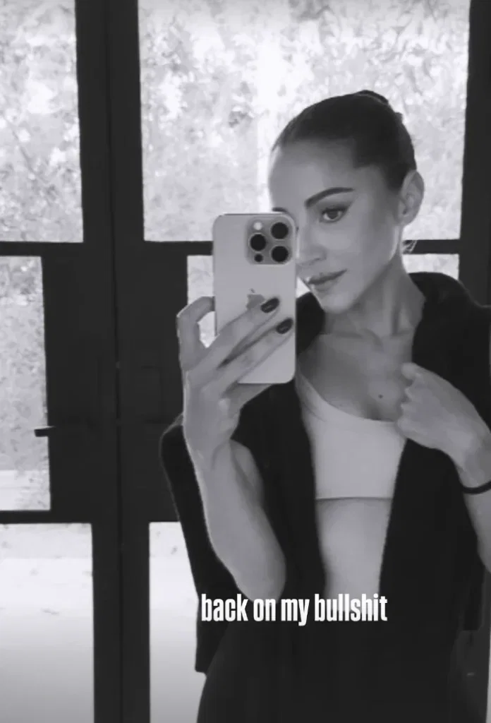 Kay Adams Turns Heads With Viral Selfie After Making Waves at 49ers ...