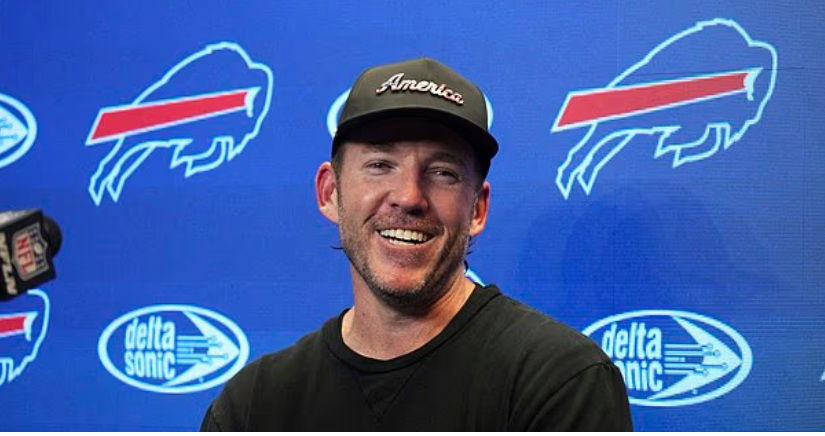 Fans Stunned by Incredible Story of 41-Year-Old Bills Kicker Matt ...