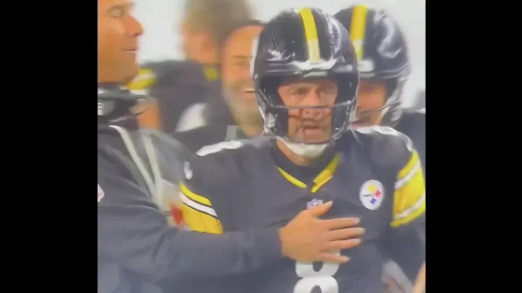 Aaron Rodgers Furious After Getting Taken Down by His Own Teammate - TMSPN