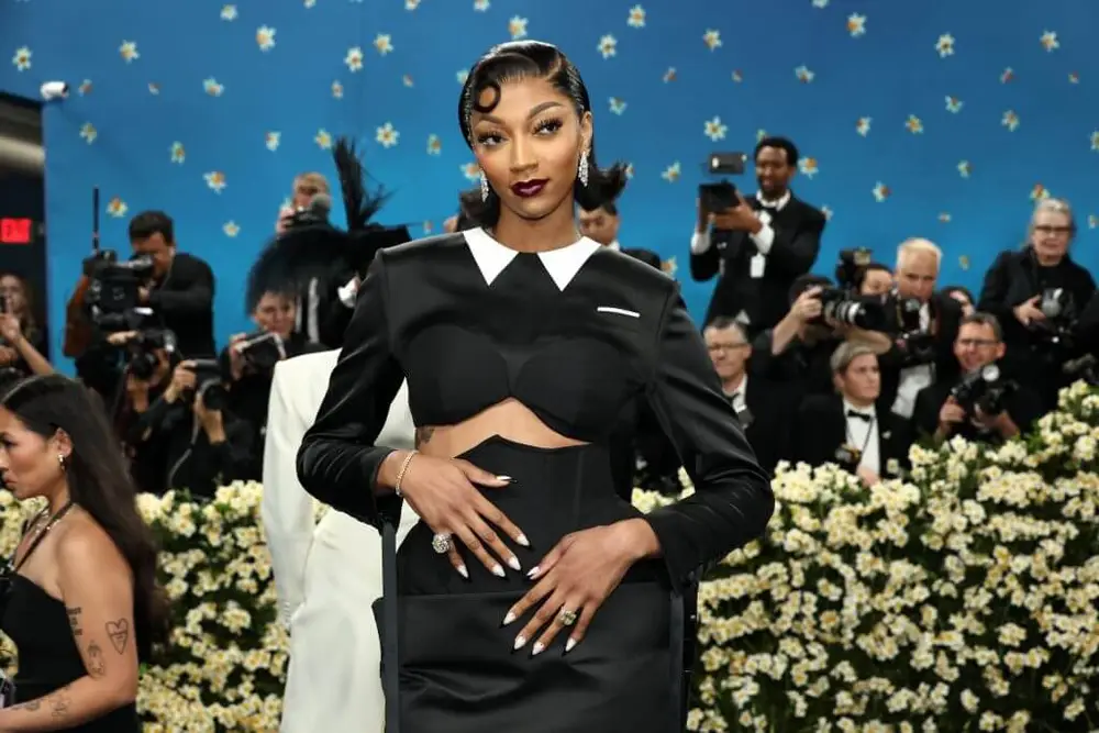 Angel Reese to Make Her Victoria’s Secret Fashion Show Runway Debut - TMSPN