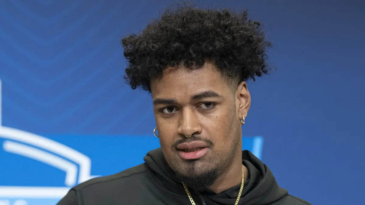 Report: Chiefs Starter Josh Simmons Facing “Extremely Serious” Personal ...