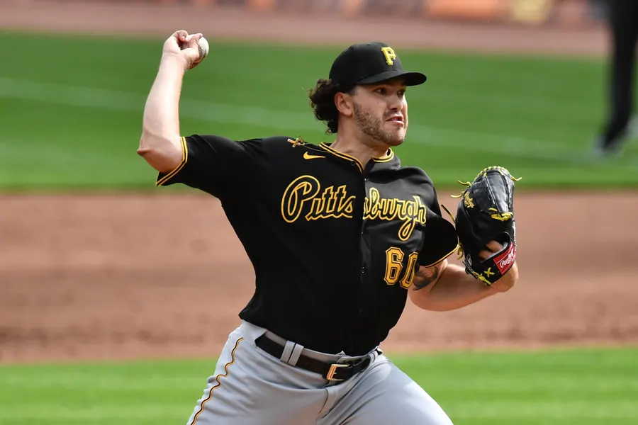 San Francisco Giants Eye Star Pitcher Who Dominated in Korean League ...