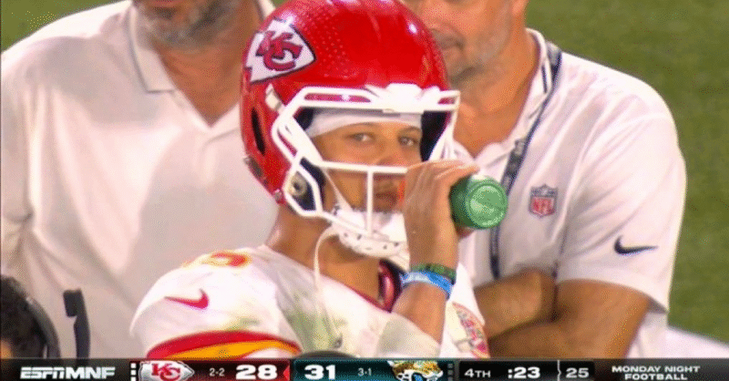 Patrick Mahomes Blunder Sets Up Jaguars’ Stunning 99-Yard Touchdown ...