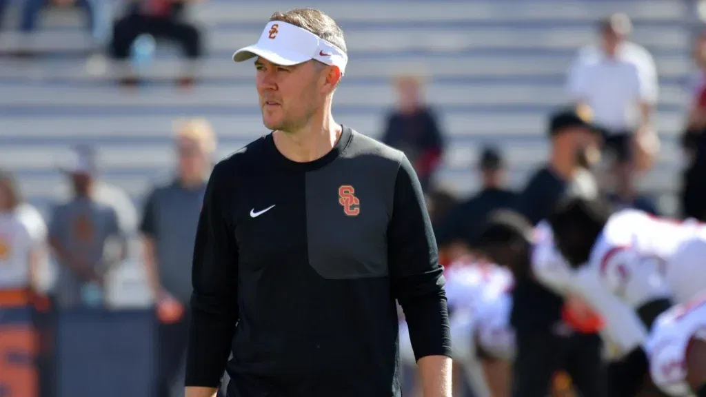 Lincoln Riley Dismisses Sherrone Moore’s Sellout Claim — “I Don’t ...