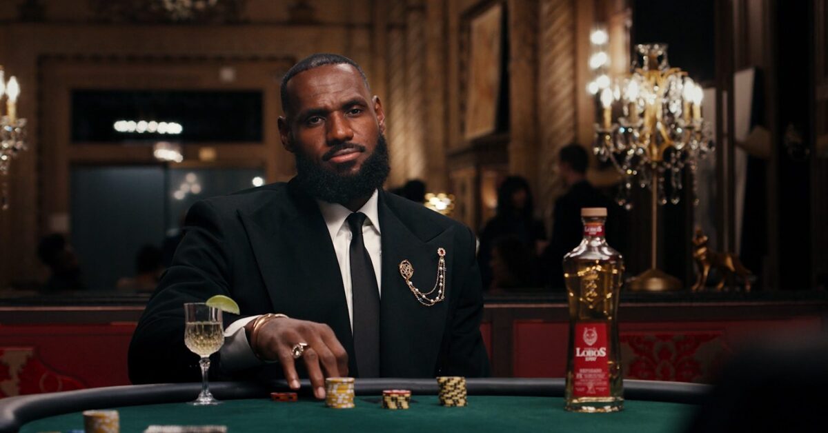 LeBron James Shatters the Internet with Jaw-Dropping Dunk of the Year ...