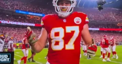 Watch Travis Kelce Celebrate 100th Touchdown with ‘Fate of Ophelia ...