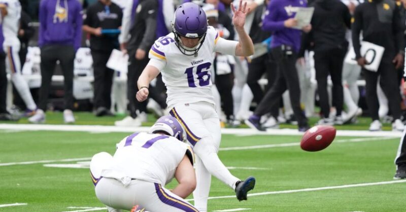 NFL Nearly Faces Controversy After Vikings’ Field Goal Appears to Miss ...